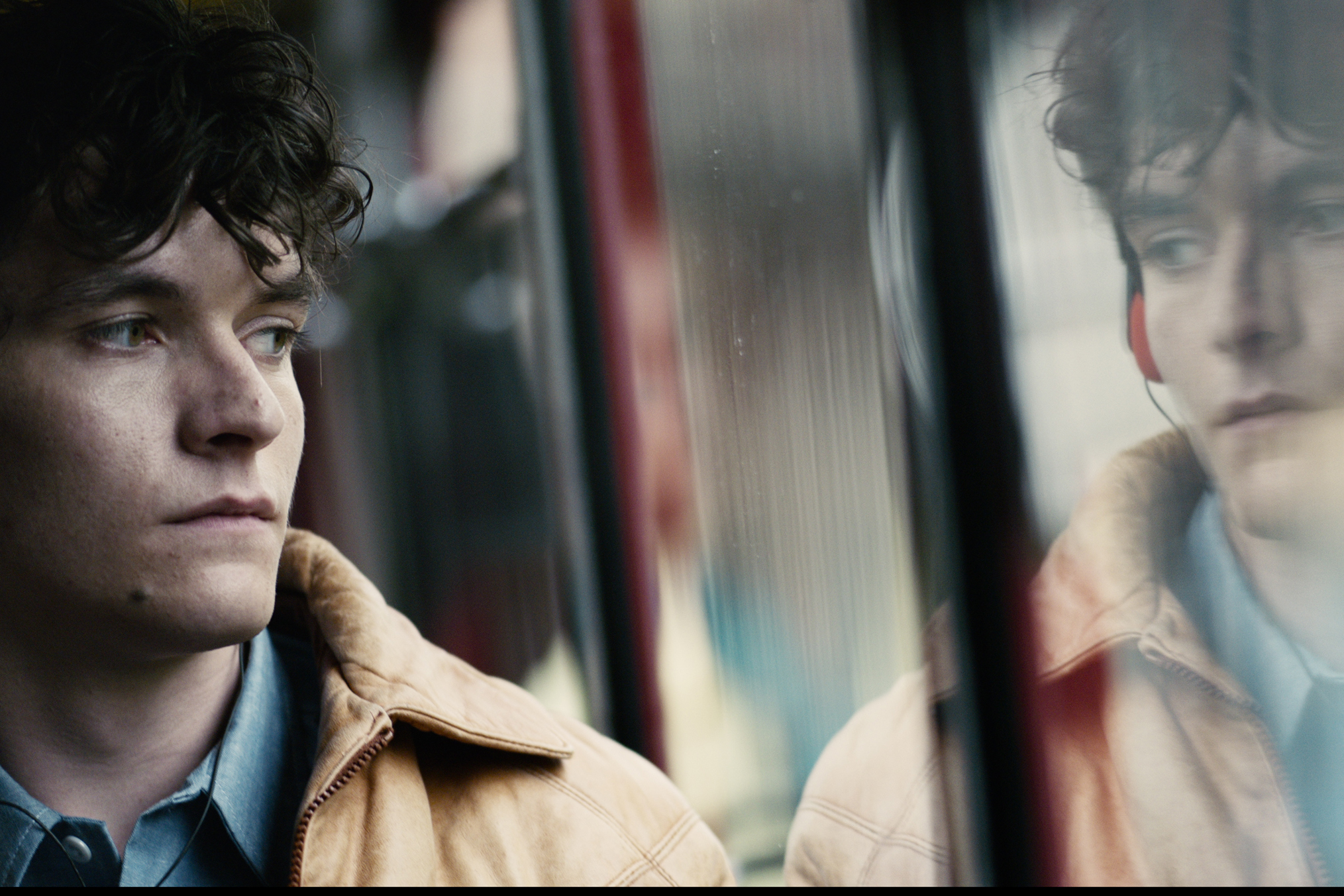 “Black Mirror: Bandersnatch” – Review (Interactive Fun?)
